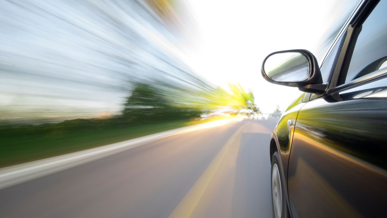 Speed Vans in Ireland 2025: Locations & How They Work
